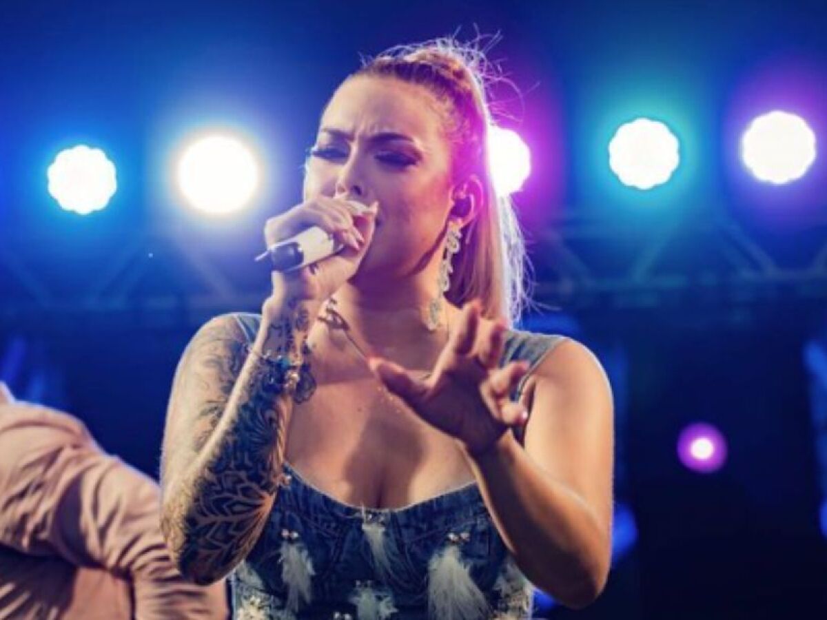 Quem foi Ana Paula Vieira, cantora que Morreu aos 27 anos em acidente ... Quem foi Ana Paula Vieira, cantora que Morreu aos 27 anos em acidente ...