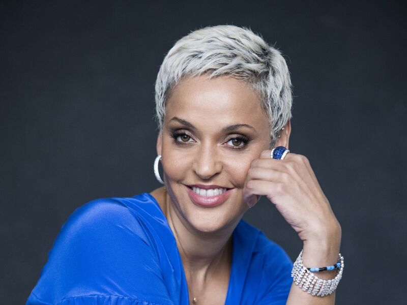Cantora portuguesa Mariza apresenta show dedicado a Amália Rodrigues ...