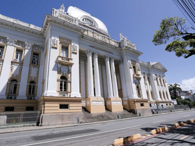 TJPE promove as duas primeiras mulheres pelo critério de merecimento ao ...