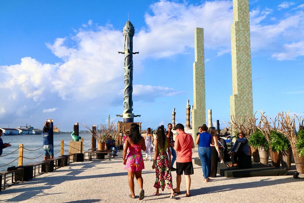 Parque das Esculturas de Brennand é entregue à população após três anos ...