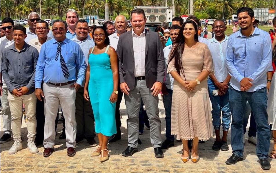 France Hacker participa de inauguração de estrada em São José da Coroa ... France Hacker participa de inauguração de estrada em São José da Coroa ...