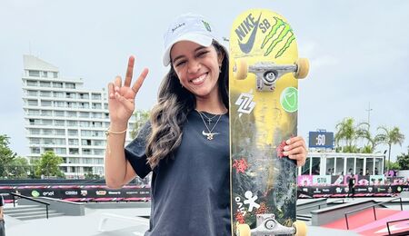 Rayssa Leal tira maior nota da carreira e é bicampeã do Super Crown do SLS - Folha PE